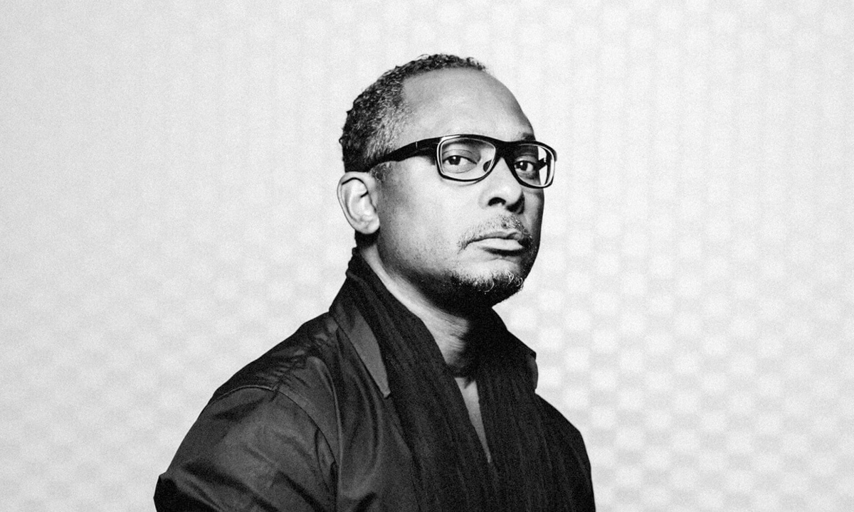 Derrick May nos mostrou o caminho da verdade para o futuro. Confira ...