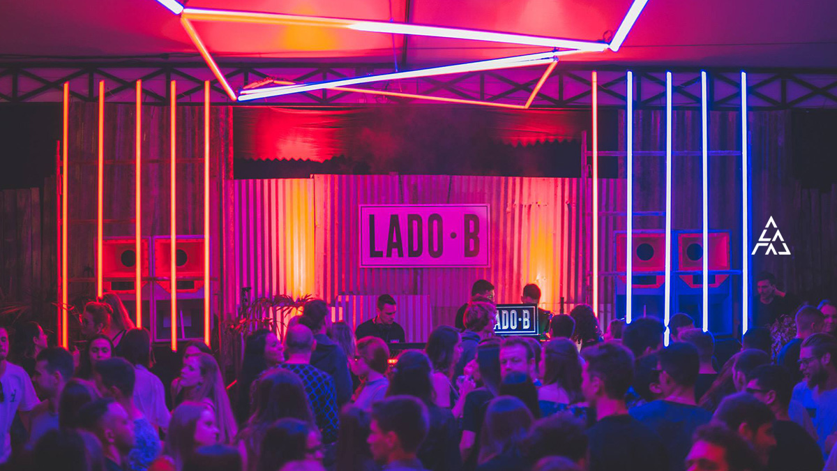 Lado B celebra três anos com Marcio S e DJ Mau Mau - Alataj