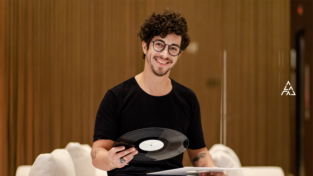 Minha Primeira Gig | Lou Flores - Alataj