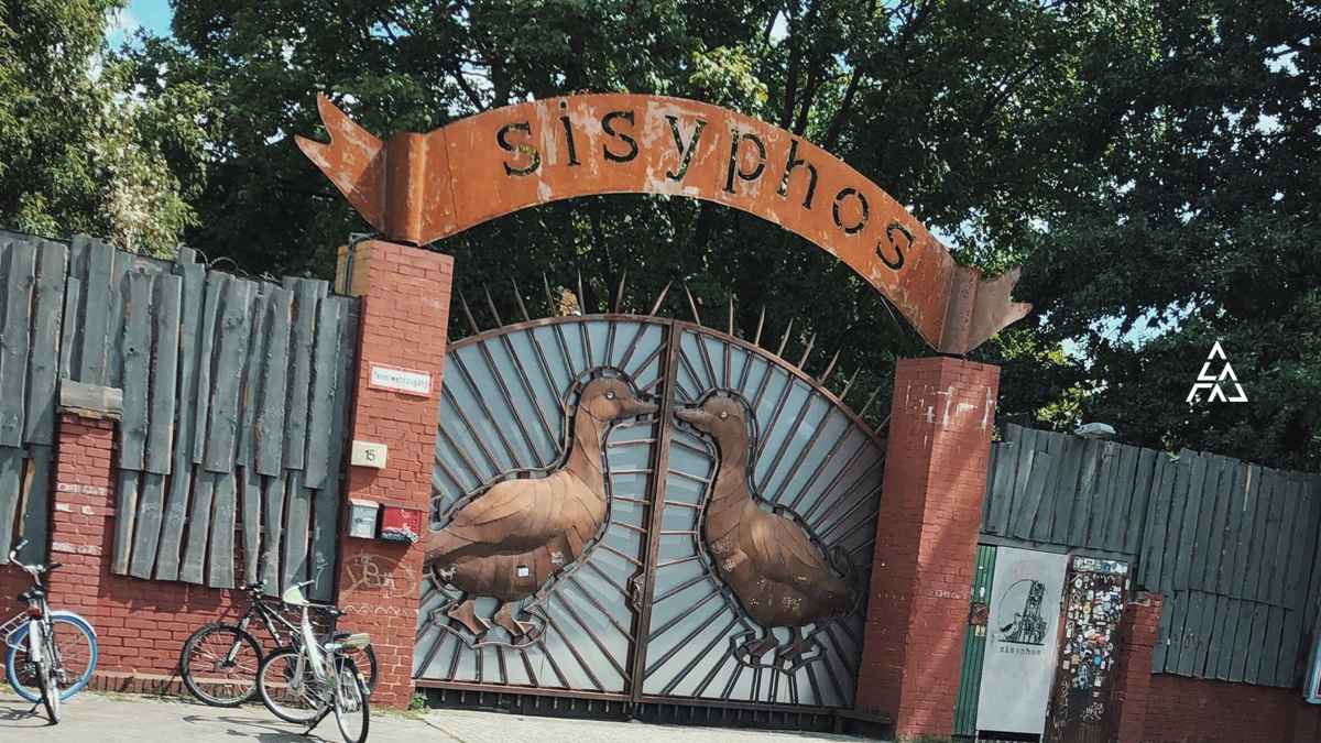 Around the World | Sisyphos, Berlim - Alataj